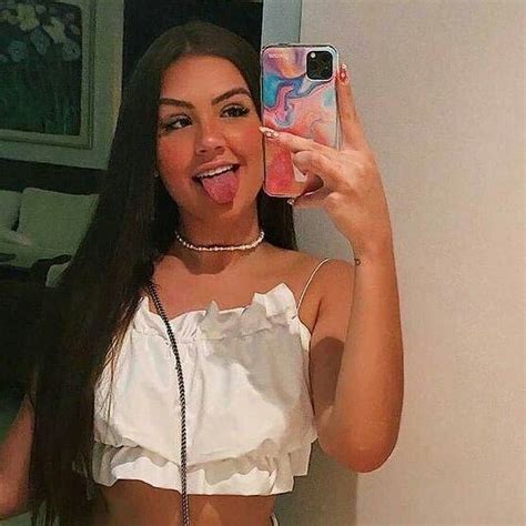 Pin Em Vivi Wanderley