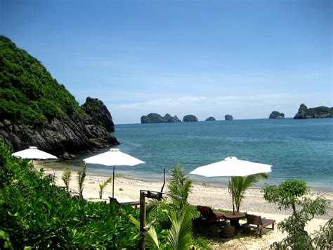 Summary Of Information About Halong Bay Beach For You To Travel