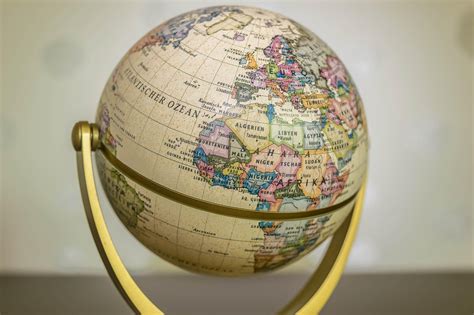 8 000 Free Globe Map And Globe Images Pixabay