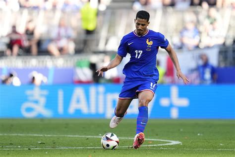 William Saliba é O Melhor Ataque De Uma França Que Pouco Marca E Menos