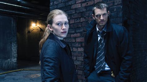 The Killing Cast Crew Review Two Minds Click In The Killing Los