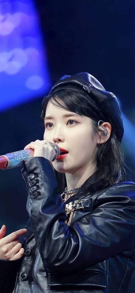 Pin By K Pop World On Lee Ji Eun Aka Iu Iu Hair Korean Actress Concert