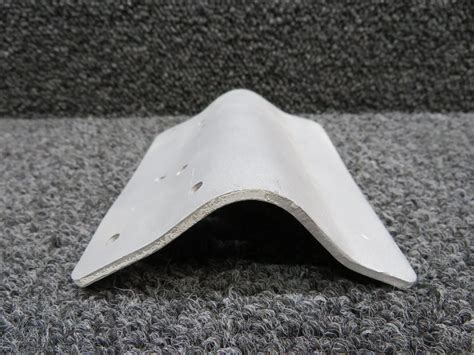 0413399 1 Cessna 150 152 Refueling Step Left Hand Bead Blasted