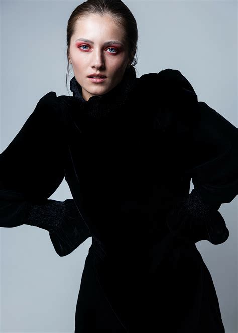 Olivia J Amaze Models