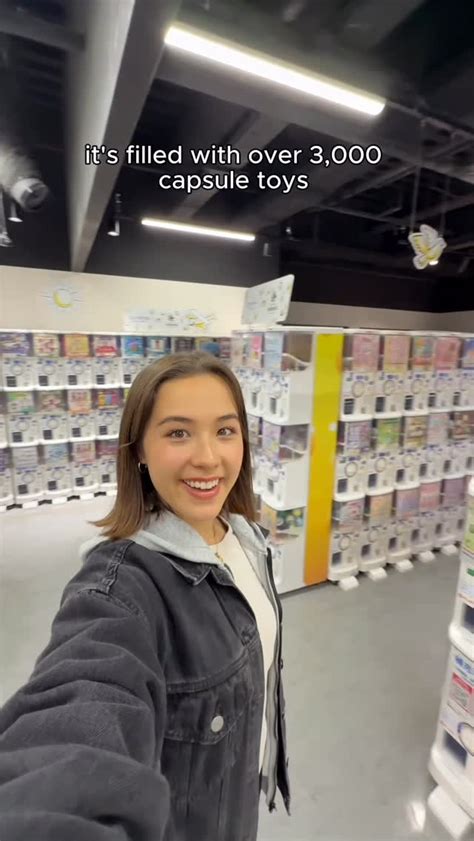 Gacha Stores
