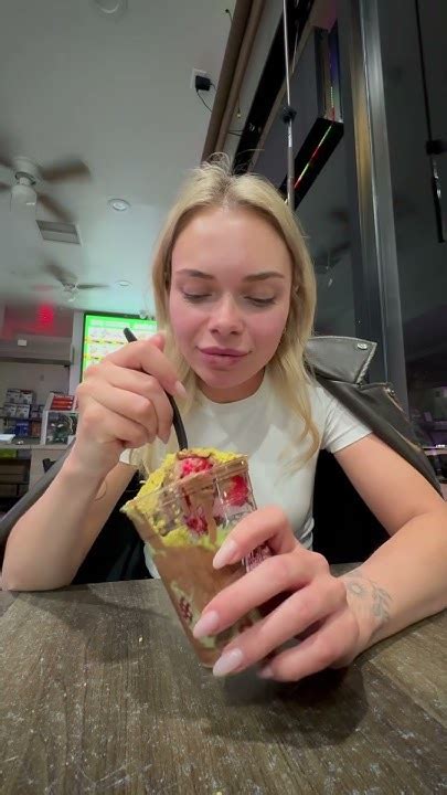 Новая версия дубайского шоколада в сша 🇺🇸🍓 всшачерезмексику обзор сшакитай влог Youtube