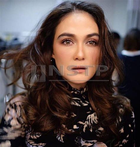 Showbiz Luna Maya Opens Up On Porno Fiasco New Straits Times Malaysia General Business