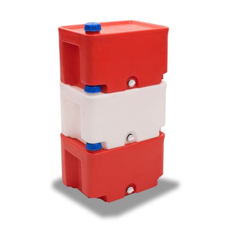 Stackable Water Containers Adapt Marketing