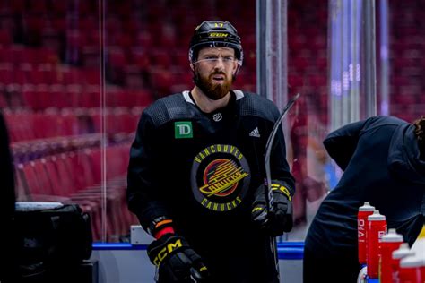 Can Filip Hronek Carry A Defence Pairing Does It Matter Delta Optimist