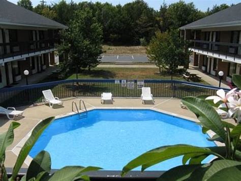Cheap Single Room Lewisburg Best Hotels In Lewisburg For Solo