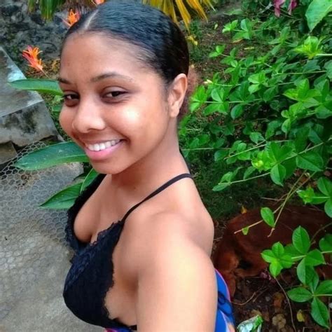 Samia Lg Samiaalg • Threads Say More