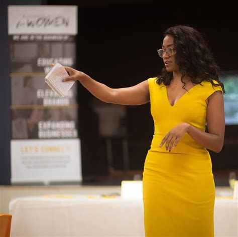 Gabrielle Deculus Η επιχειρηματίας που πραγματοποίησε διαδικτυακά ένα τριήμερο συνέδριο Portraits