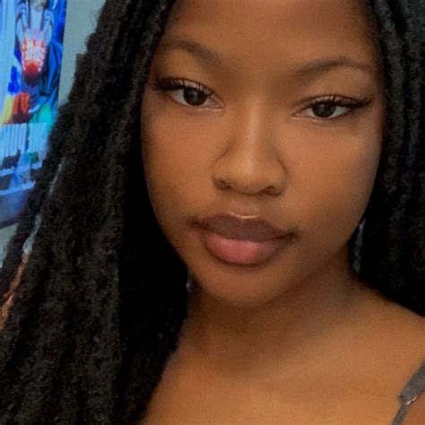 Tamia Tamia05m Snapchat Stories Spotlight And Lenses