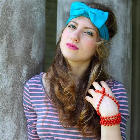 Elizabeth Sage Sage1knows Twitter