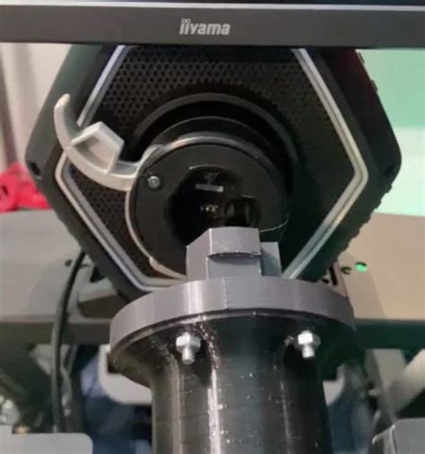 3d File Thrustmaster New Quick Release Adapter T818 T 818 Version V2 Etsy