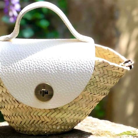 Coffa White The Lost Bag