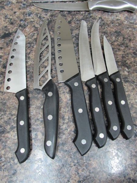 Lot Detail Farberware Knives