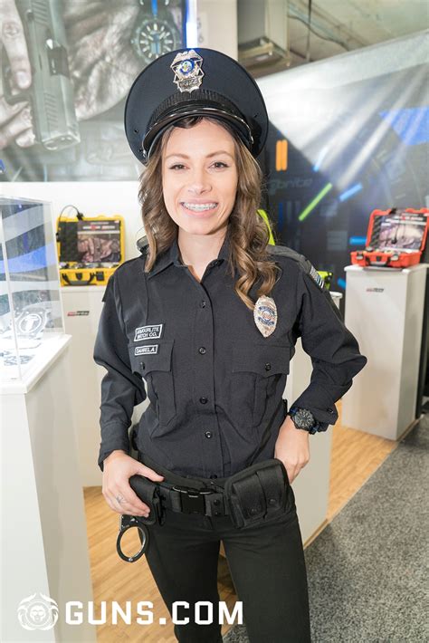 Booth Babes At Shot Show 2018 10 Pics