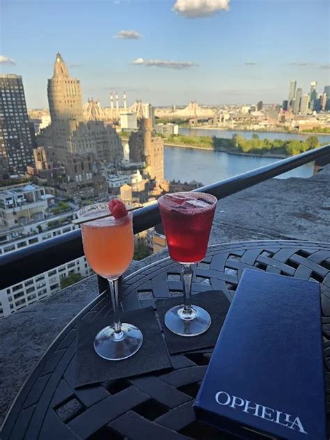 Ophelia Lounge Nyc Midtown Easts Premier Rooftop Cocktail Bar And Lounge