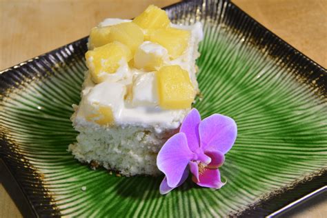 Haupia Cake Hawaiian Coconut Cake With Pineapple Cream