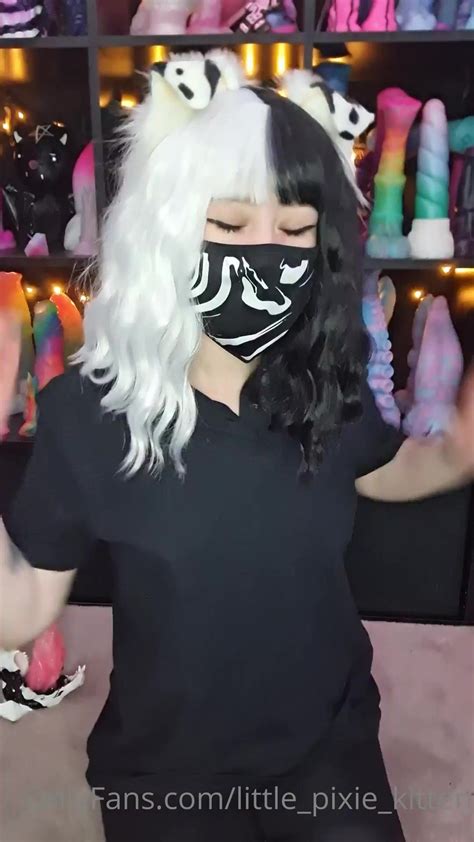 Watch Free Little Pixie Kitten Talking About Fantasy Toy Collection
