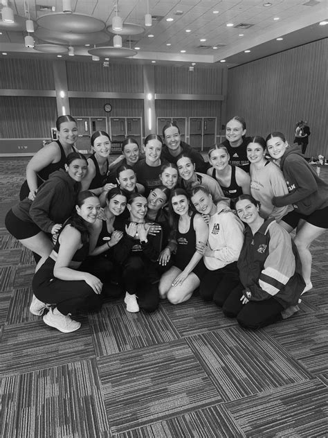 Gallery Mya Henderson Vsco