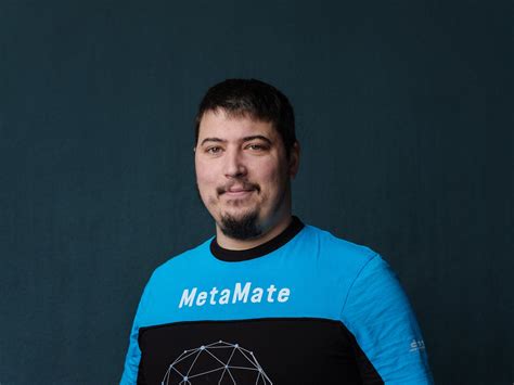 Slobodna Dalmacija Tko Je Uopće Intrigantni Meta Mate Svestrani Vinišćanin Se Bavi Građevinom