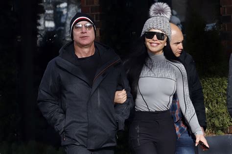 Jeff Bezos Ex Wife Mackenzie Scott Finalizes Second Divorce New York