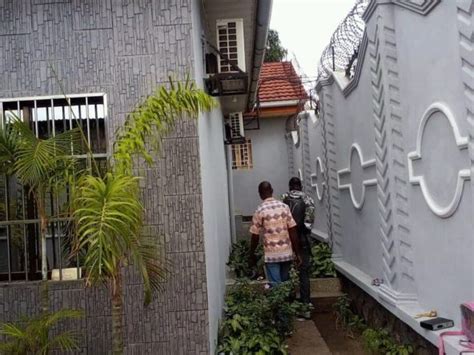 Cité Maman Mobutu A Louer Et A Vendre Immobilier Parcelle Maison Appartement