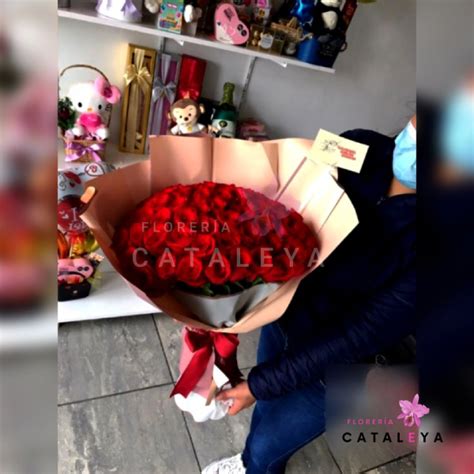 Ramo La Rosa Florería Cataleya