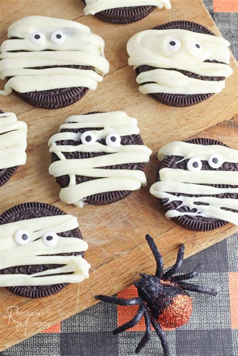 Halloween Mummy Oreo Cookies The Rockstar Mommy