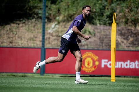 Matheus Cunha Pictured Taking Part In First Man Utd Training Session