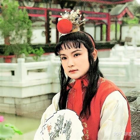 初恋，贾宝玉到底是和谁？袭人、黛玉，还是秦钟、秦可卿？而且，他情窦初开的对象为什么从来没人关心过呢？ 知乎