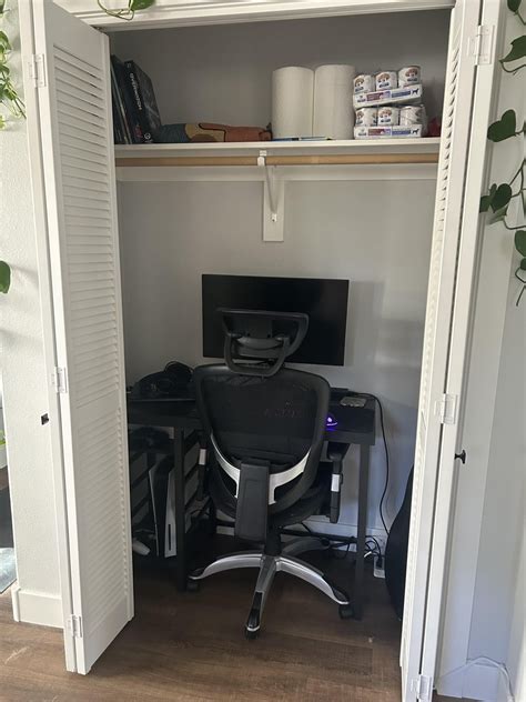 Please Help Me Spice Up My Comically Small Closet ‘office Rdesignmyroom