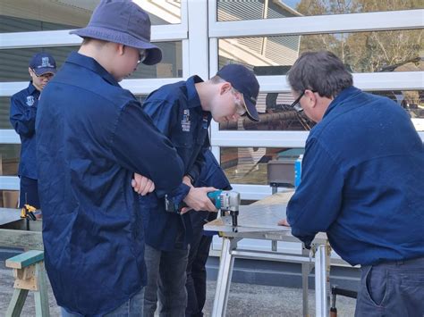 Metal Practical Cert Ii Engineering Pathways Redlands College