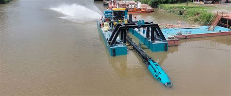 Cutting Compacted Sand Damen