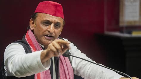 Trains From Gorakhpur Running Empty Akhilesh Yadav Raises Fake