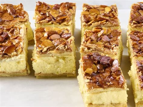 Easy Bee Sting Bars Recipe Theyre So Good The Kitchn