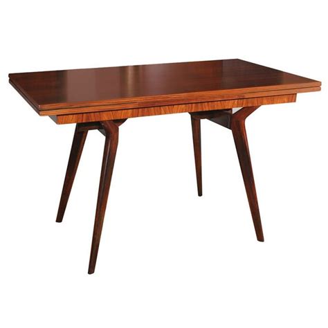 Dassi Dining Table
