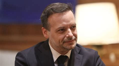 Doukas Insists He Will Remain Athens Mayor If Elected Leader Of Pasok