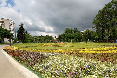 Чакат ни дъждове и гръмотевици възможни са градушки