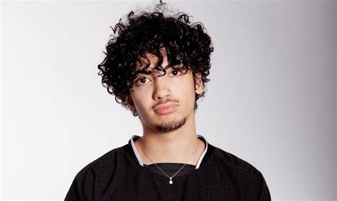 Ericdoa Shares New Single ‘kickstand