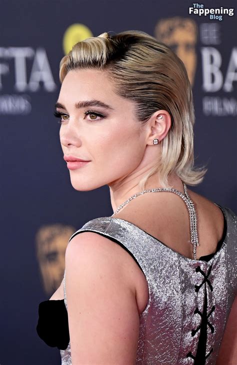 Florence Pugh Shows Off Her Sexy Tits At The 77th British Academy Film