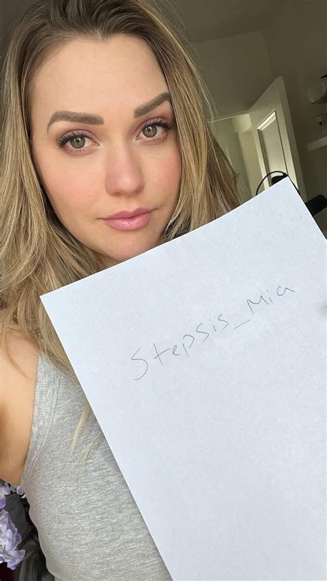 Lovely Legs While Dildoing Rmiamalkova