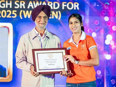 Hockey India 8th Annual Awards 2025 Navneet Kaur And Hardik Singh