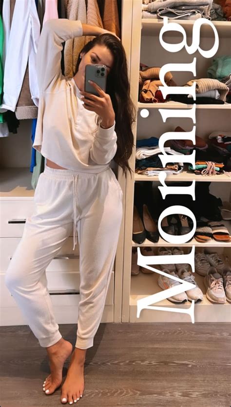 ترنج رياضي لورديانا تخطف الأنظار في إطلالة صباحية