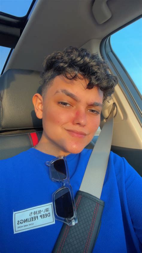 المودلشهد حمدي