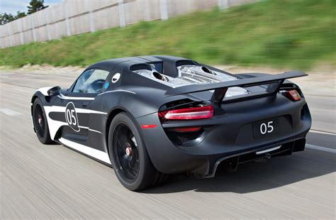 Porsche 918 Spyder Hybrid Sportscar
