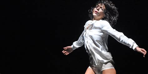 Lisbeth Gruwez Dances Bob Dylan Teatro Comunale Modena Pavarotti Freni