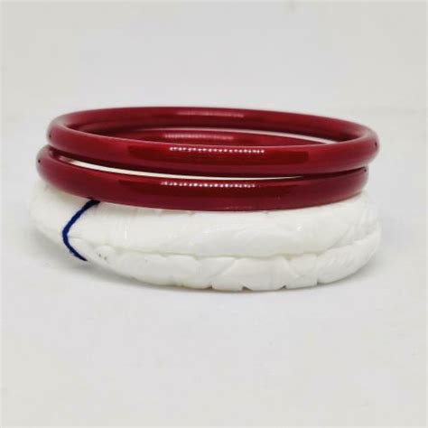 Buy An Fashion White Shell Bangle Set For Women Pack Of 4 Online At